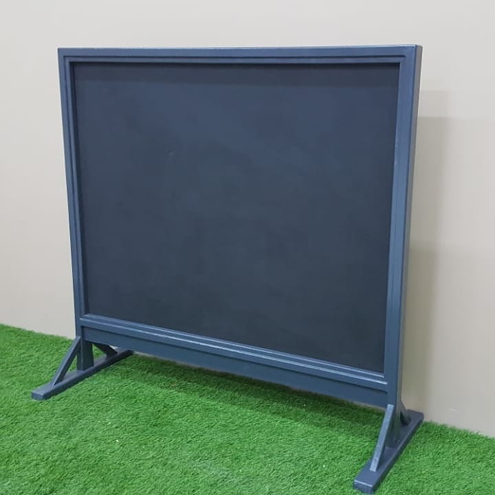 Outdoor chalkboard – Mud Kitchens Carpentry